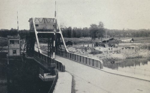 Pegasus Bridge: The Capture, Defence and Relief of the Caen Canal and ...